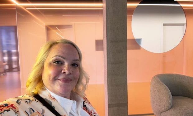 Für den Profi-Glow: Epigenetische Gesichtsbehandlung bei sweet skin ...